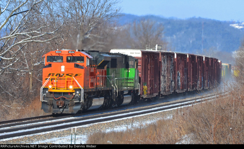 BNSF 9044, BNSF's Aurora Sub.